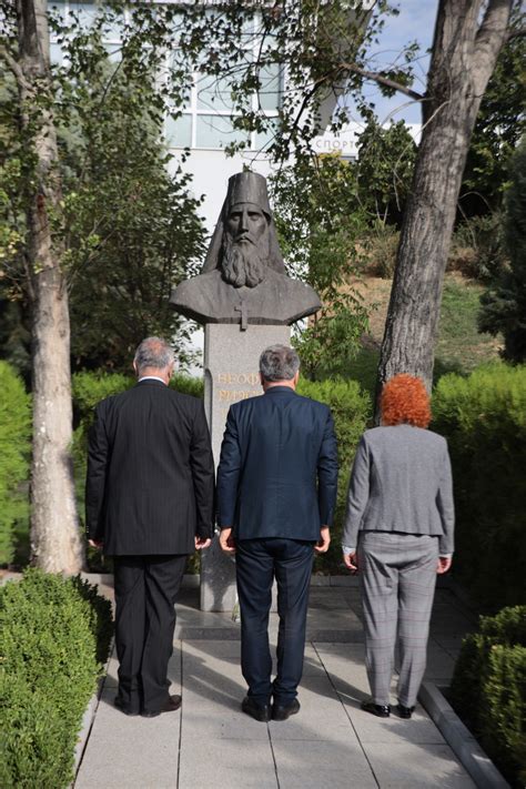 Югозападният университет „Неофит Рилски“ откри South West University