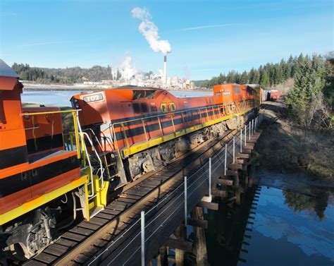 Train Derails Over Bridge Near Oregon Coast See The Photos