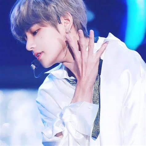 Báo Hàn Ca Ngợi V Bts Sở Hữu Góc Nghiêng Thần Thánh Nhất Nhì Kpop Bloganchoi