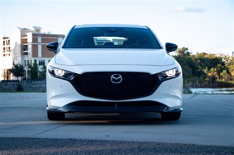 2023 Mazda 3 Exteriores