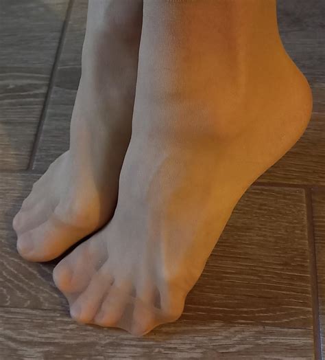 Feet In Pantyhose By Phcz1 On Deviantart