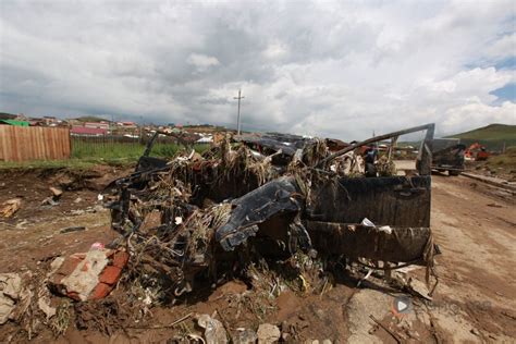 Үерт автсан тээврийн хэрэгслийн гэрчилгээ болон төмөр дугаарыг үнэ төлбөргүй олгоно