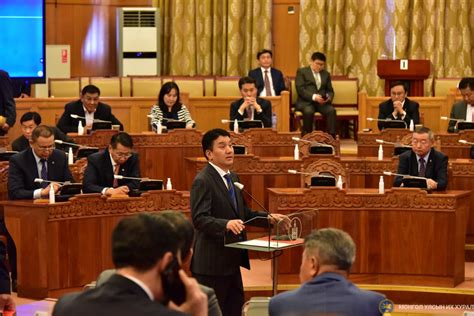 Шинээр томилогдсон Засгийн газрын гишүүд Улсын Их Хуралд тангараг өргөлөө