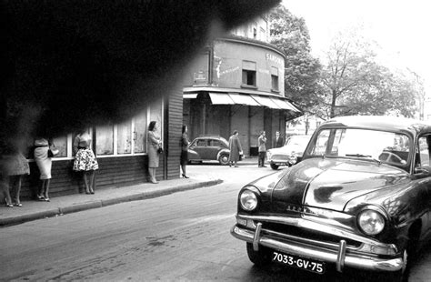 28 Candid Photographs Captured Prostitutes In The Saint Denis District Of Paris In 1960