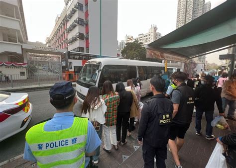 跨部門搜查屯門樓上按摩店 拘8內地女涉違反逗留條件｜即時新聞｜港澳｜oncc東網