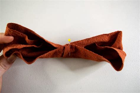 How To Make A Scrunchie Two Ways HobbyKraze