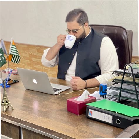 Rana Hassan Talal Founder And Chief Executive Officer Ahl Courier