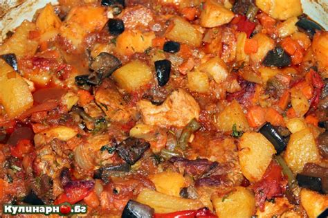 Рецепта за зимен гювеч със свинско месо кулинарно бг