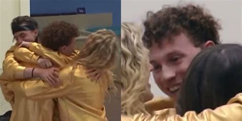 Amici 22 Wax Accede Alla Finale E Gli Altri Finalisti Lo Festeggiano