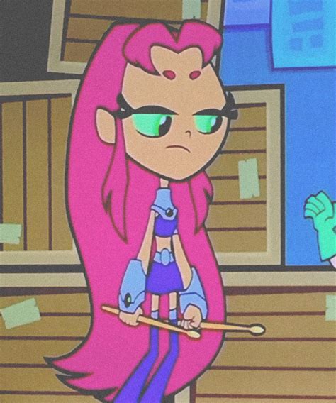 Pin By Elijah Penunuri On Starfire Teen Titans Starfire Teen Titans