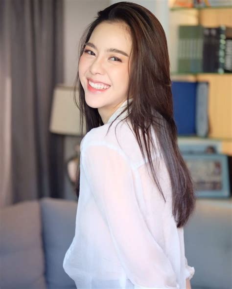 Pin Di ดาราไทยสวยๆ