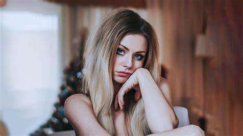 Maddie Phillips Biography Roles Birth Date Partner