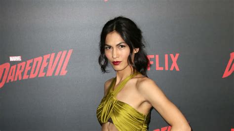 100 Elodie Yung Baggrunde