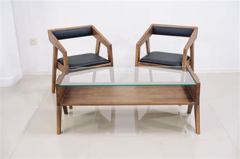 წიფელის ხის ყავისფერი სავარძელი Aleburi