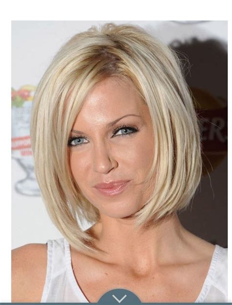 Pin By Любовь On Прически Bob Hairstyles Bob Style Haircuts Angled Bob Hairstyles