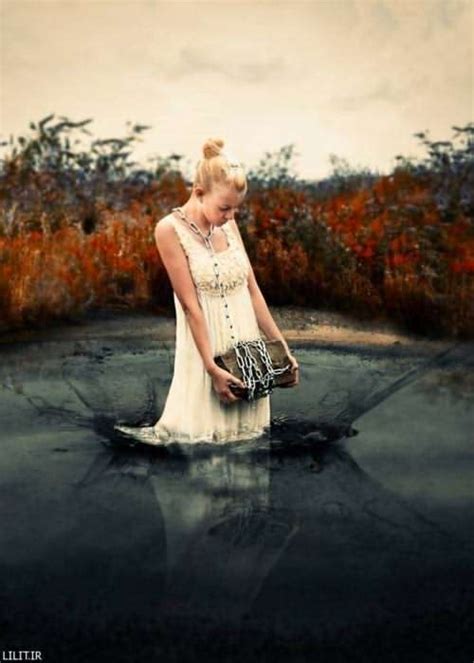 🎨 اثر هنری تابلو عکس دختر زیبا در لجن لیلیت ® Lilit