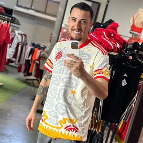 Nino Leonardo Nino Threads Say More