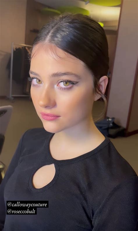 Lily Calloway For Calloway Couture Mujeres Personas Maquillaje