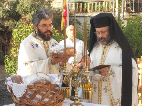 ΔΙΑ ΧΕΙΡΟΣ « ΠΑΝΗΓΥΡΙΚΗ ΘΕΙΑ ΛΕΙΤΟΥΡΓΙΑ ΠΑΡΕΚΚΛΗΣΙΟΥ ΑΓΙΑΣ ΣΟΦΙΑΣ ΚΑΙ ΤΡΙΩΝ ΘΥΓΑΤΕΡΩΝ ΑΥΤΗΣ