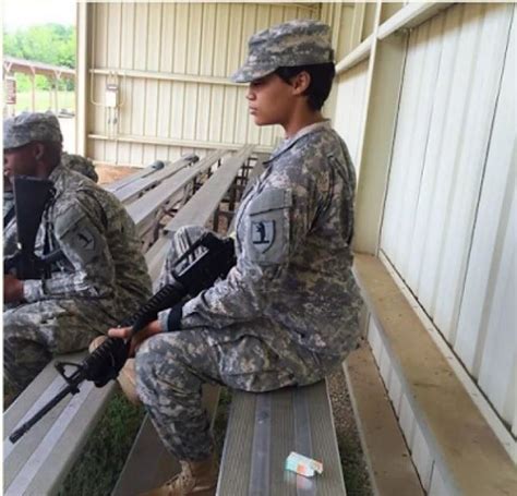 Meet The Hottest And Sexiest Woman In The US Army Photos YabaLeftOnline