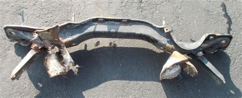 Sell Porsche 928 Engine Cross Member From A 1982 928 In Boonsboro Maryland Us For Us 49 99