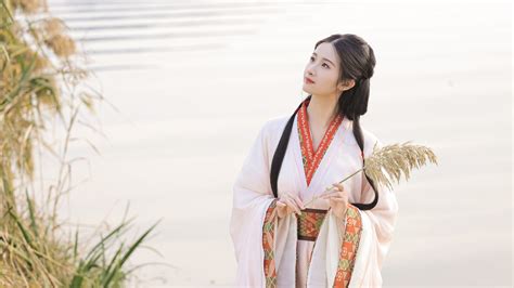 佘颖欣蛇姐精选高清壁纸 高清美女壁纸 我爱桌面