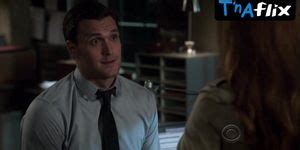 Amanda Righetti Underwear Scene In The Mentalist Tnaflix Com