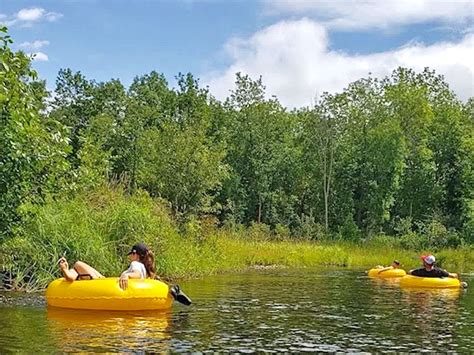 This Lazy River Tubing Experience In Minnesota Screams Relaxation Like No Other