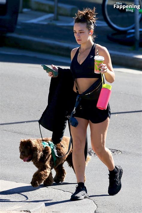 Abbie Chatfield Is Seen Walking Her Dog At Bondi Beach 16 Photos