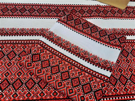 ᐉ Скатертина лляна з серветками вишита Червоний 12161812 • Краща ціна в Києві Україні