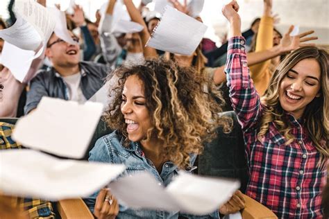 What Is A Passing Grade In College For 2025