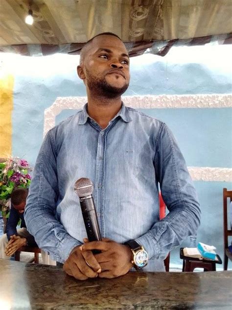 Église Source De Vie Est Ses événements Avec Le Pasteur Caleb Kabasele