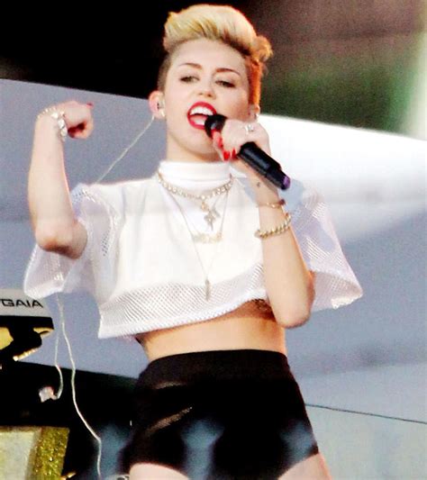 Miley Cyrus Hires Obsessed Fan As Personal Assistant