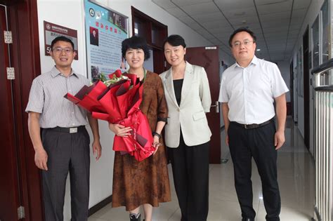 薪火相传育桃李校领导走访慰问动物科学技术学院教师代表 欢迎访问北京农学院动物科学技术学院
