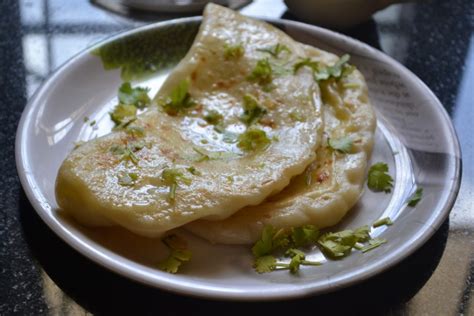 Qutab Kutab Azerbaijan Cheese Bread A Z Flat Breads Around The World Gayathris Cook Spot