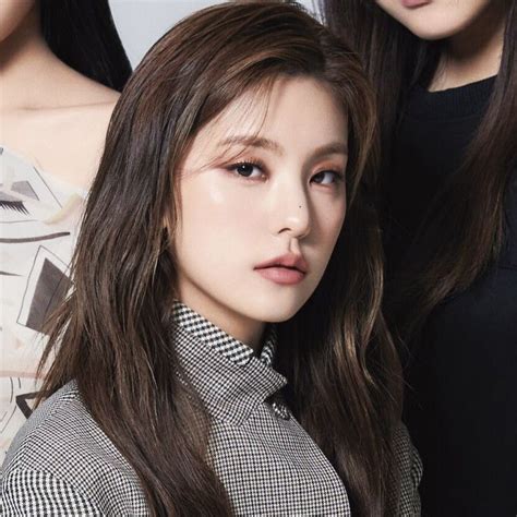 ITZY 예지 MLBPARK