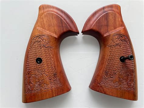 Amazon Com Handmade New Grips Compatible With Colt Python I E Frame Flower Crave Hardwood