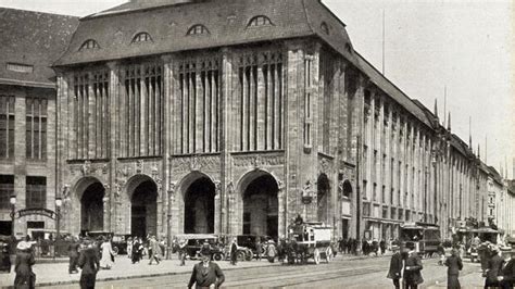 Galeria Karstadt Kaufhof Aufstieg Und Fall Der Warenhaus Riesen
