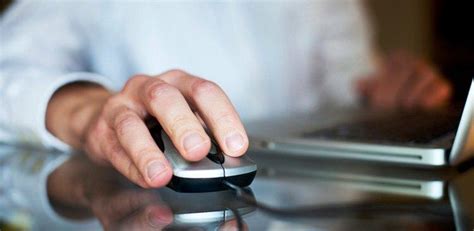 Should You Connect With The Hiring Manager On Linkedin The Muse