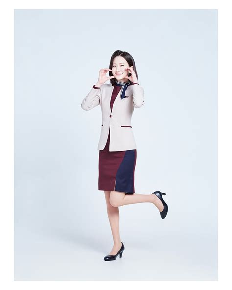 써드비스튜디오 우정사진 커플사진 개인프로필 선남선녀 대한항공 승무원 고객님들 수료 축하드립니다💙 • • • 단체사진 우정사진 강남사진관 승무원 승무원사진