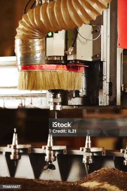 다양한 라우터 비트와 나무를 절단하기위한 수치 제어 기계 Cnc 장치에 대한 스톡 사진 및 기타 이미지 Cnc 장치 건설 기계류 건설 산업 Istock