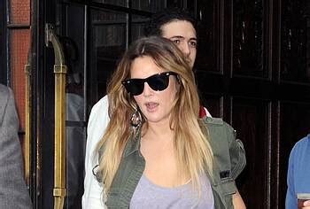 Drew Barrymore Nude And Sexy Photos Playcelebs Net