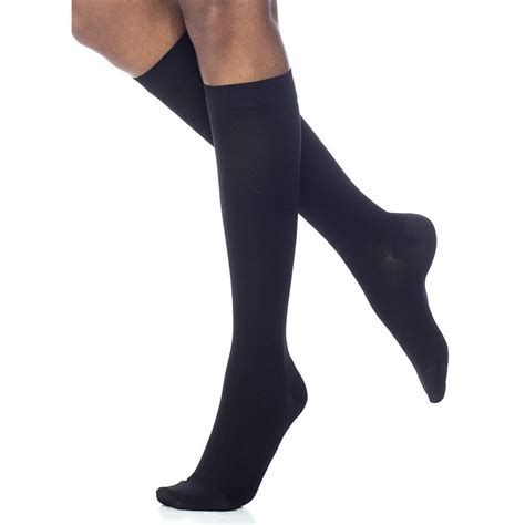 Dynaven Opaque Womens Knee High 15 20 Mmhg W Silicone Top