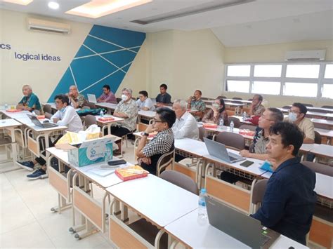 Workshop On Singular Value Decomposition Departemen Matematika