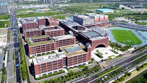 揭牌启用！南京外国语学校南部新城校区迎来首批学生