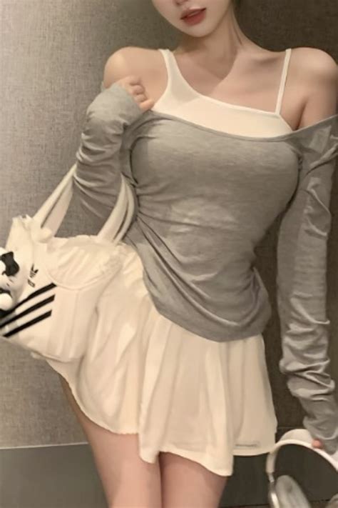 핑크프릴 아랑 페이크 두조각 오프숄더 긴팔 롱슬리브 슬리밍 티셔츠
