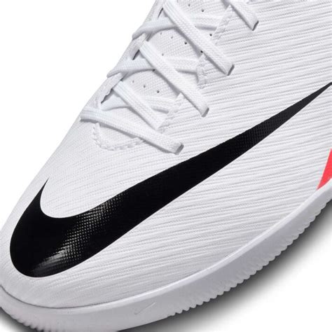 Nike MERCURIAL VAPOR 15 CLUB - Dětské sálovky | SPORTISIMO.CZ