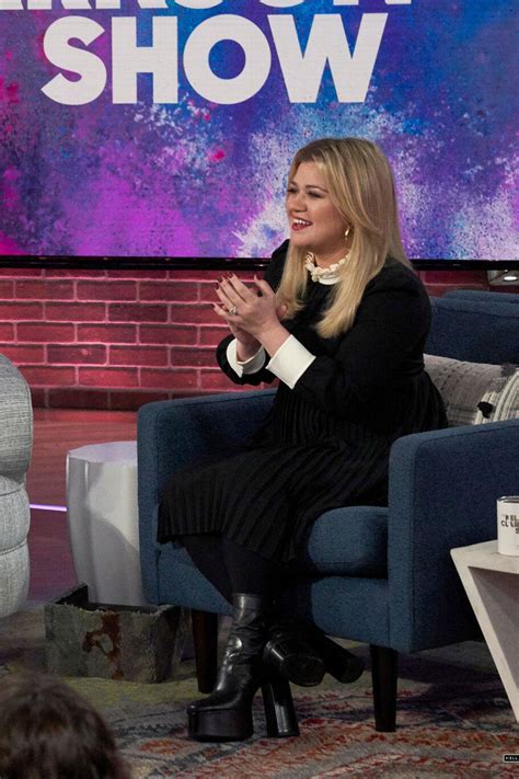 Kelly Clarkson The Kelly Clarkson Show October 15 2019 Star Style