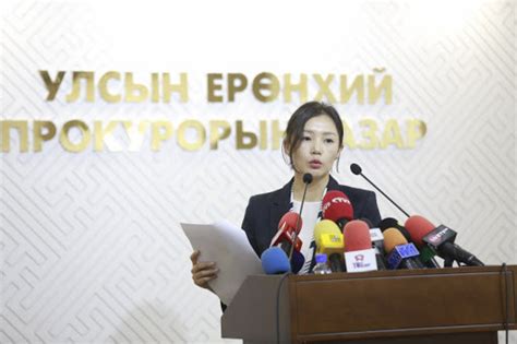 Ерөнхий прокурор УИХ ын гурван гишүүний бүрэн эрхийг түдгэлзүүлэх