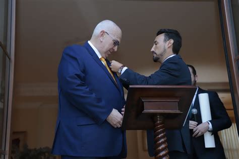 España Condecora Con La Orden Isabel La Católica Al Panameño Ricardo Gago Panorama Católico